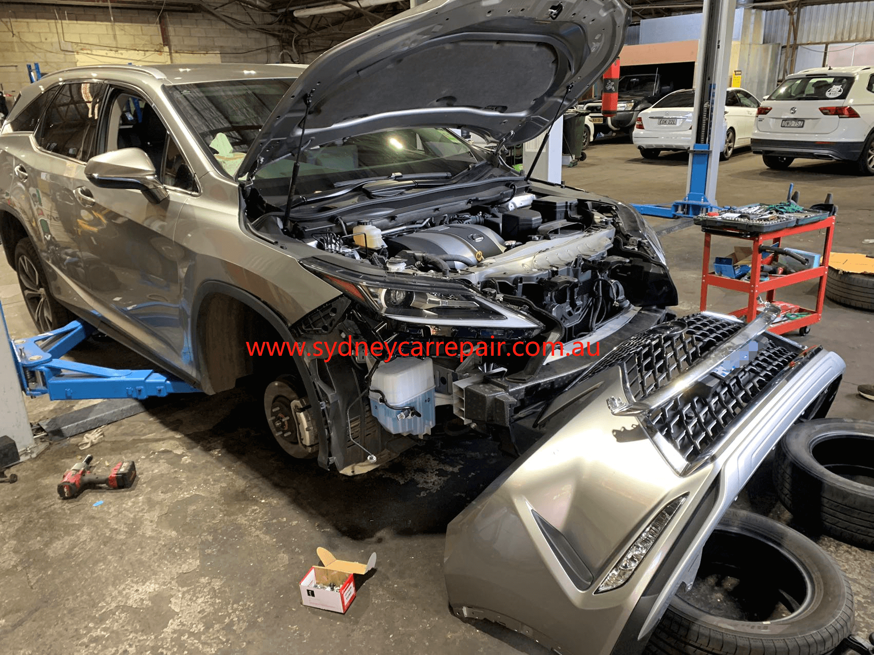 How to Replace Car Grille Mould - 0404 096 583