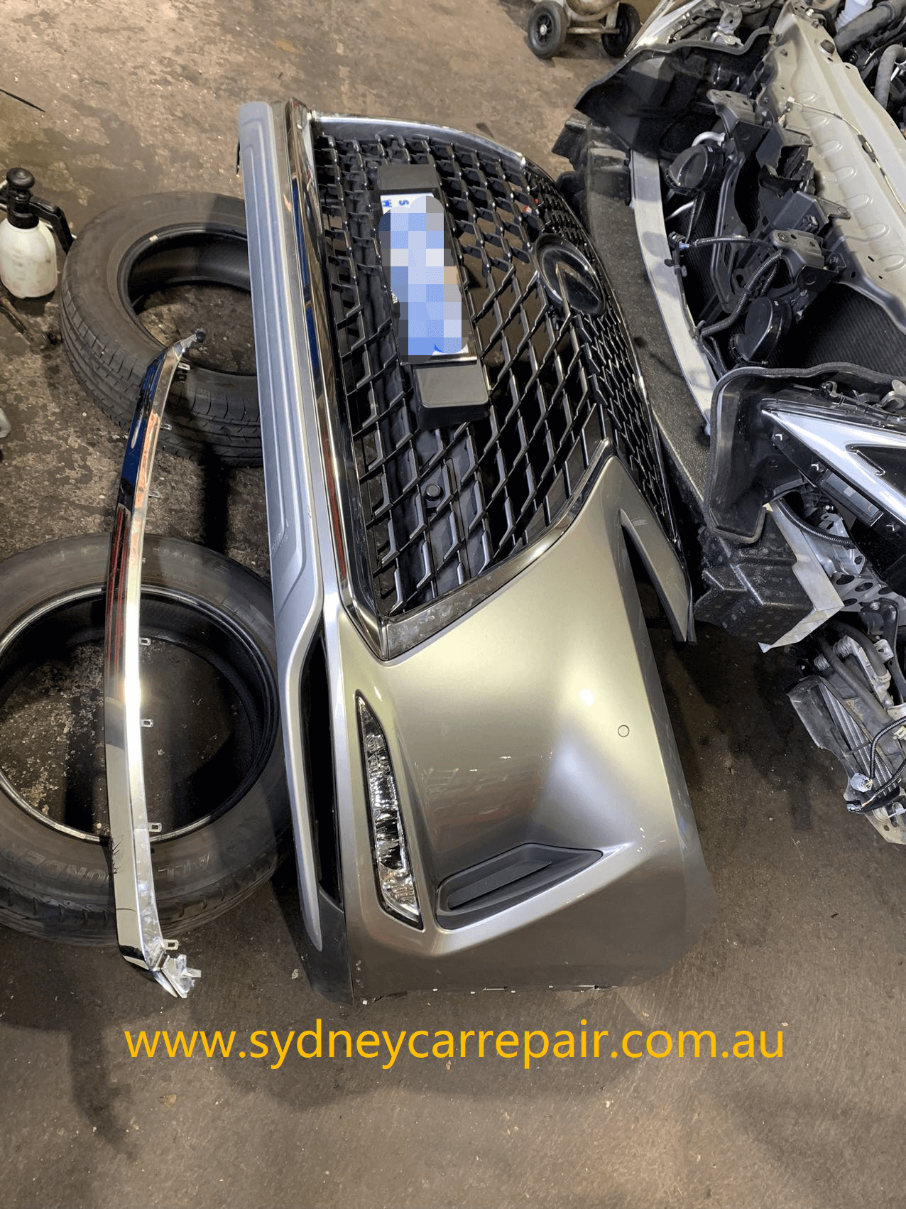 How to Replace Car Grille Mould - 0404 096 583